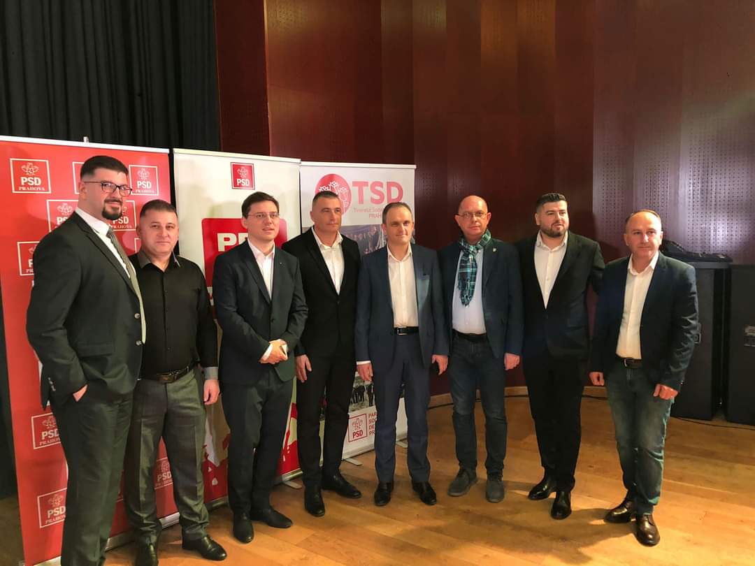 Sute de tineri social-democrați, prezenți la evenimentul "Împreună ...