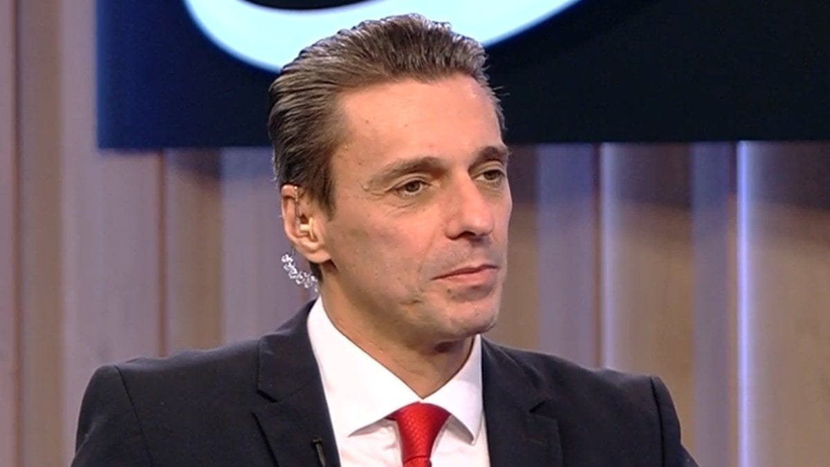De ce a fost scoasă emisiunea lui Mircea Badea din grila de programe ...