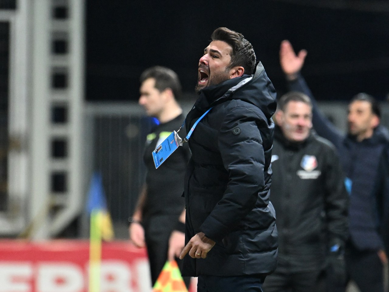 Gustul amar al egalului - PHonline.ro