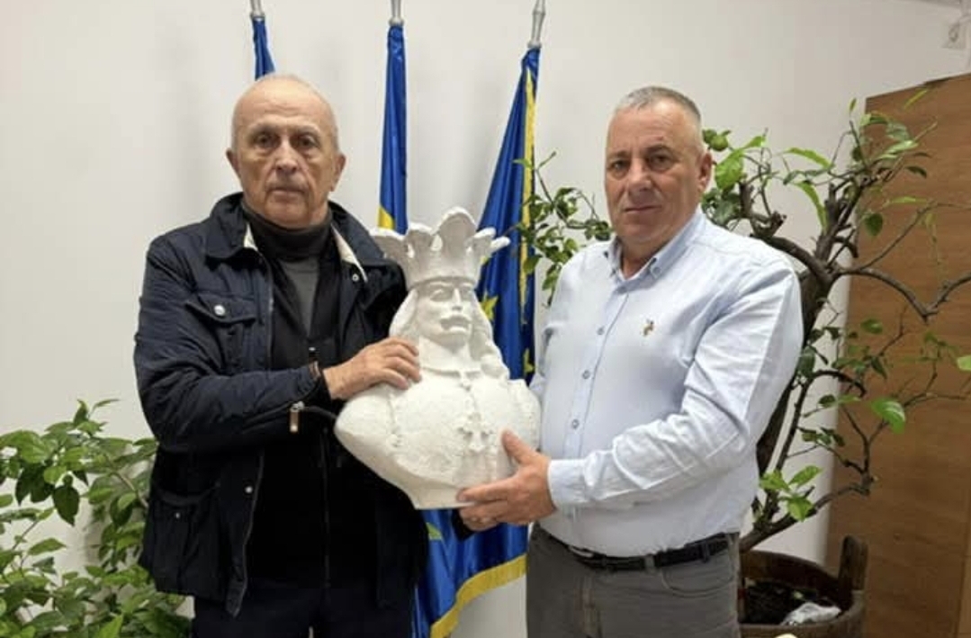 SMV Ploiești și ARI Roma, parteneri în realizarea bustului lui Ștefan ...