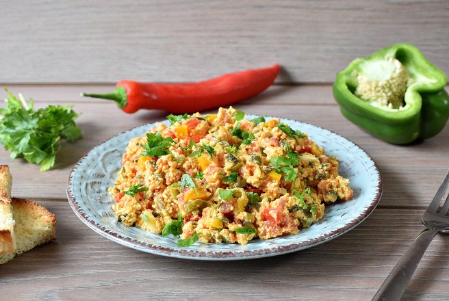 Menemen - Omleta turceasca plina de savoare - PHonline.ro