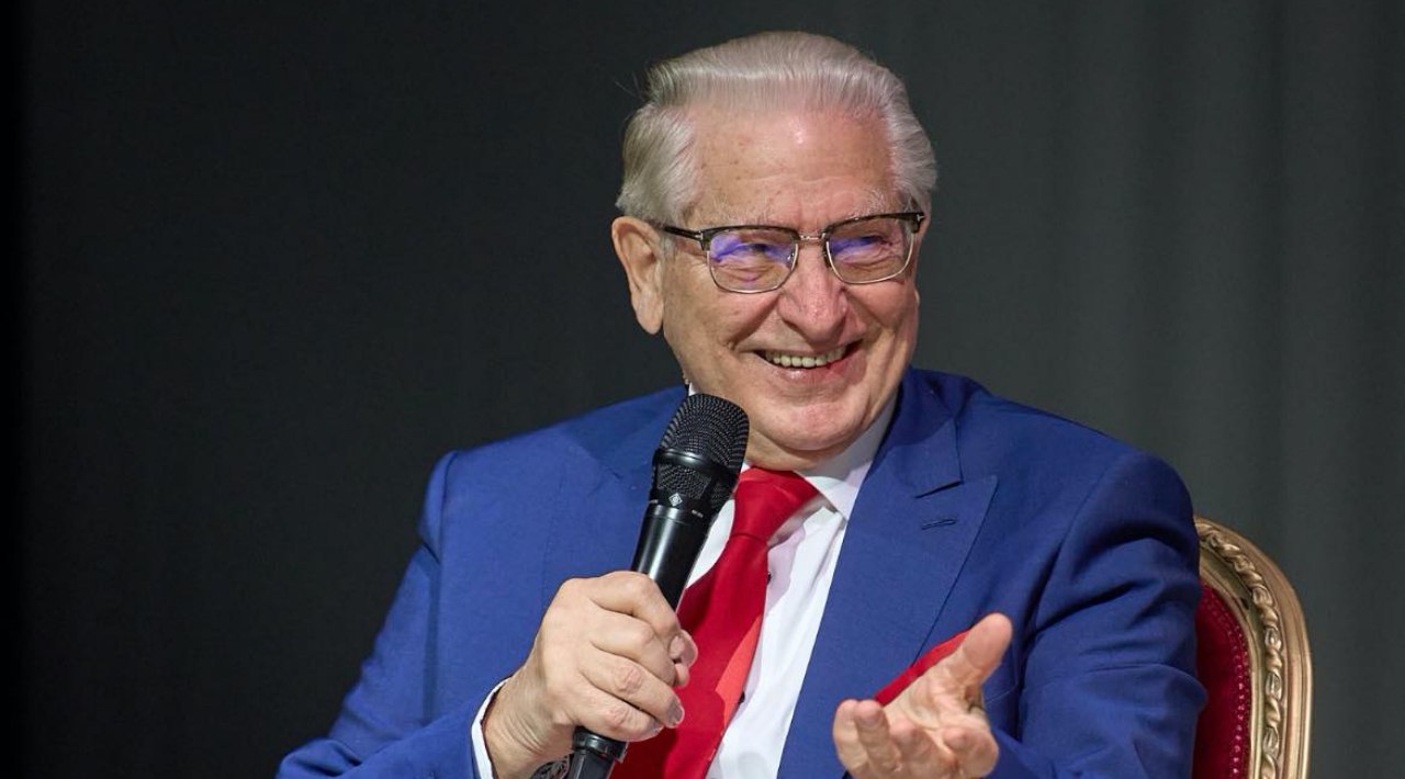 Ceaiul care îți face creierul să funcționeze brici. Dr. Vlad Ciurea ...